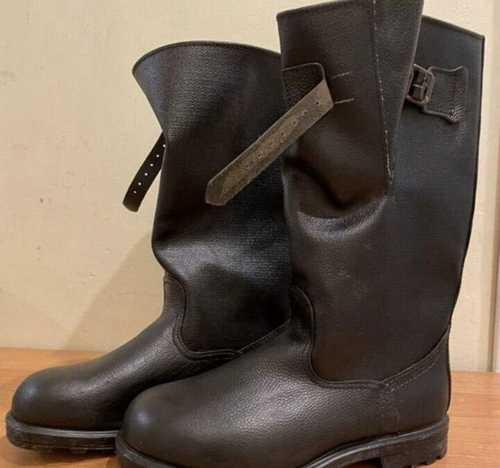 Сапоги кирзовые
