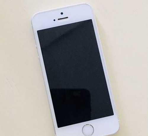Телефон iPhone 5se