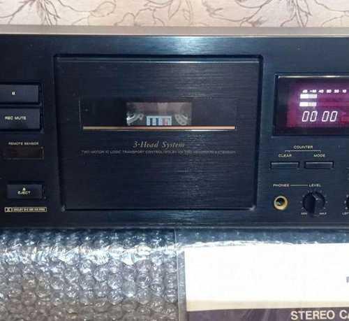 Продам кассетную деку teac V-1030