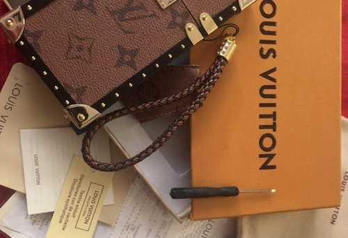 Чехол louis vuitton