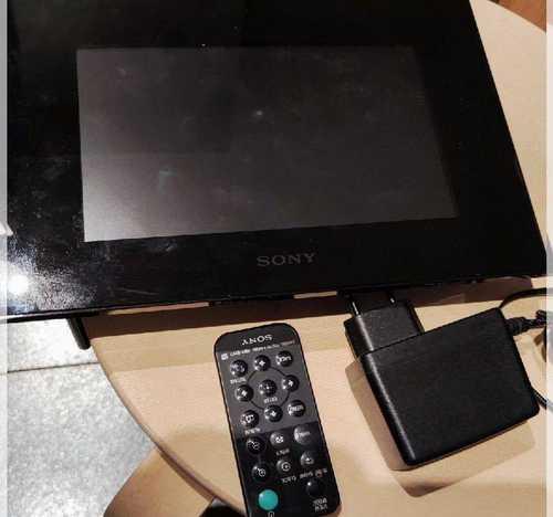 Фоторамка Sony dpf-d82