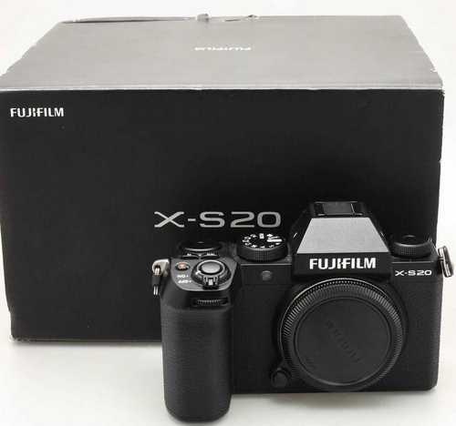 Fujifilm X-S20