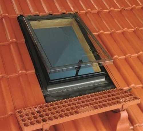 Окно люк для выхода на крышу