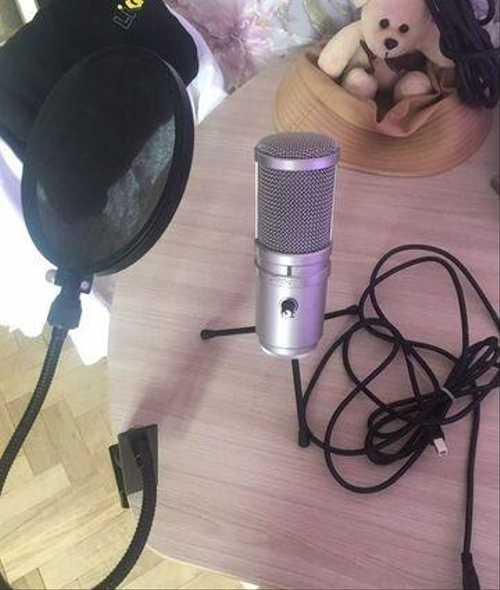 Студийный микрофон superlux E205U