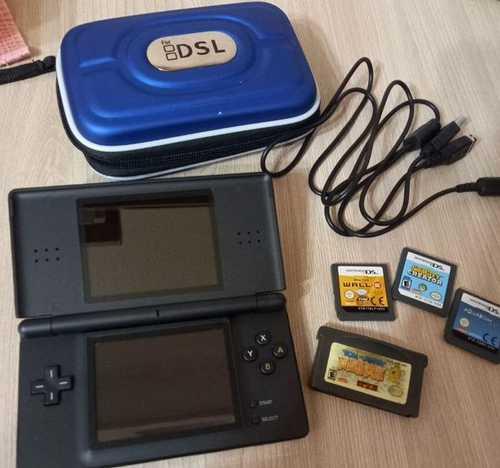 Nintendo DS lite