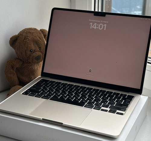 Macbook Air 13 m2 8 256