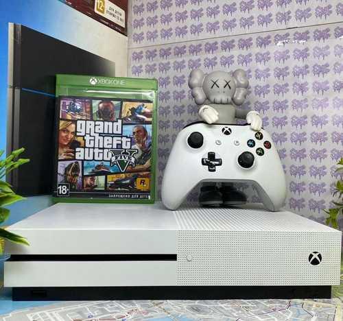 Xbox One S 1Tb + GTA 5