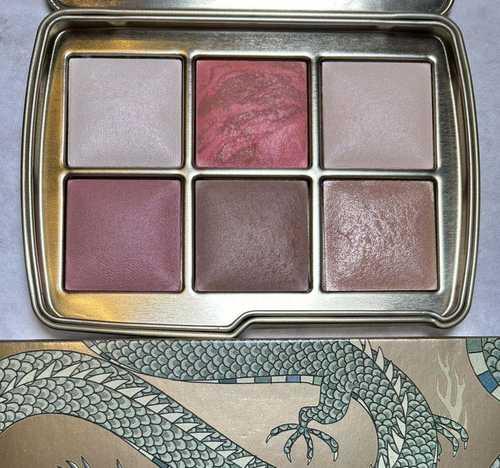 Hourglass Ambient Lighting Edit - dragon palette