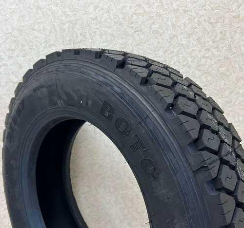 Грузовая шина 245/70R19,5 на