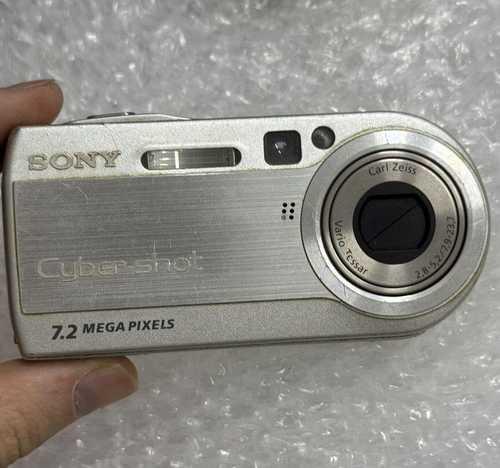 Sony cyber shot dsc p150