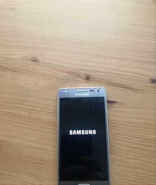 Телефон Samsung Galaxy Alpha