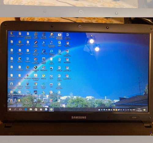 Ноутбук Samsung NP-R540-H