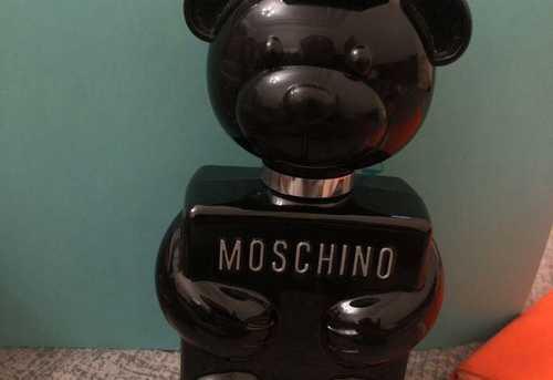 Moschino toy boy