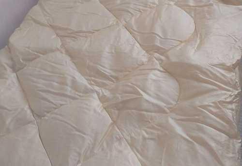Одеяло перовое