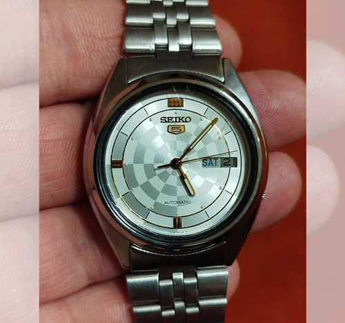 Наручные часы Seiko