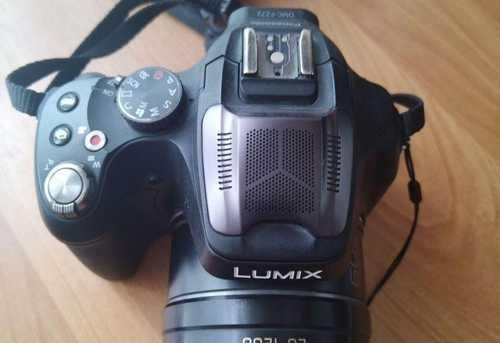 Продам фотоаппарат Lumix