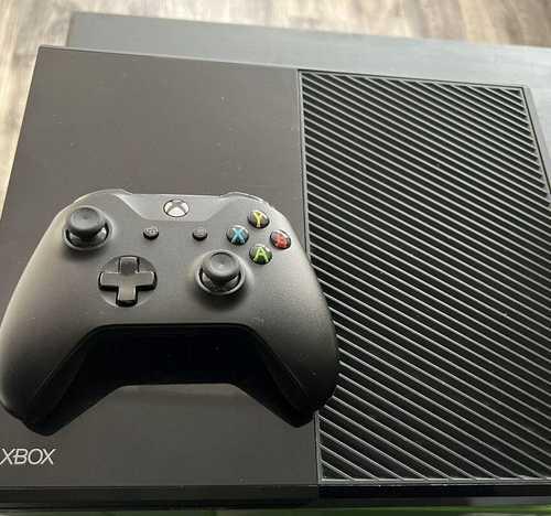 Xbox one (в подарок 13 игр )