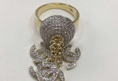 Очень красивое кольцо с бриллиантами