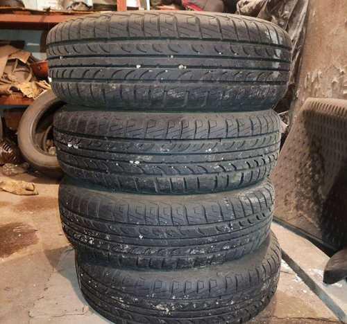 Tunga Zodiak 2 185/65 R15