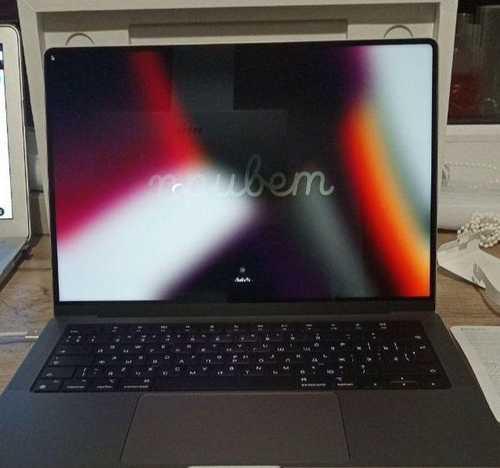 Apple macbook pro 14 m1 16gb 512gb