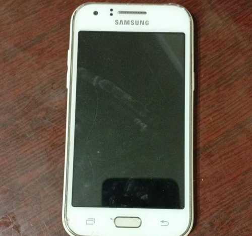 Samsung Galaxy J1 SM-J100F, 4 ГБ