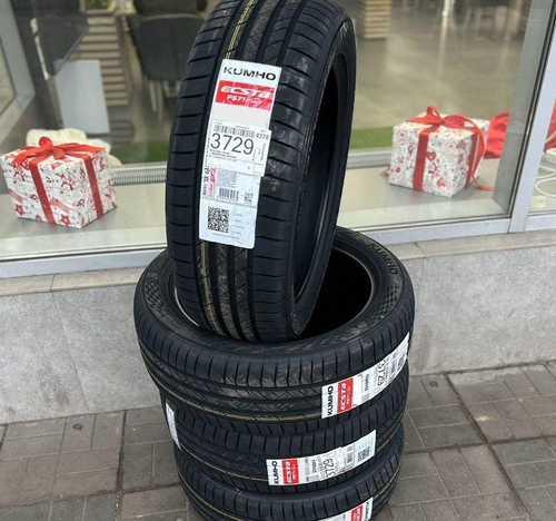 Kumho Ecsta PS71 225/35 R20 90Y