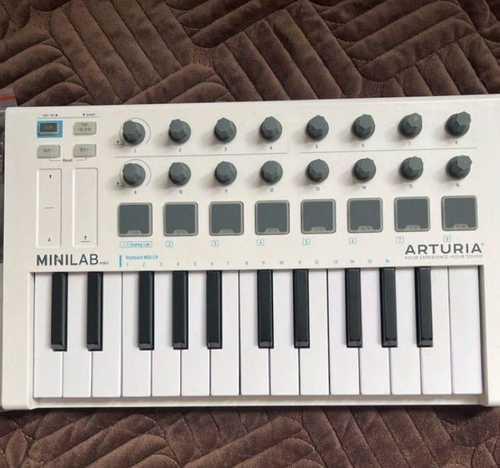 Midi клавиатура arturia minilab mk2