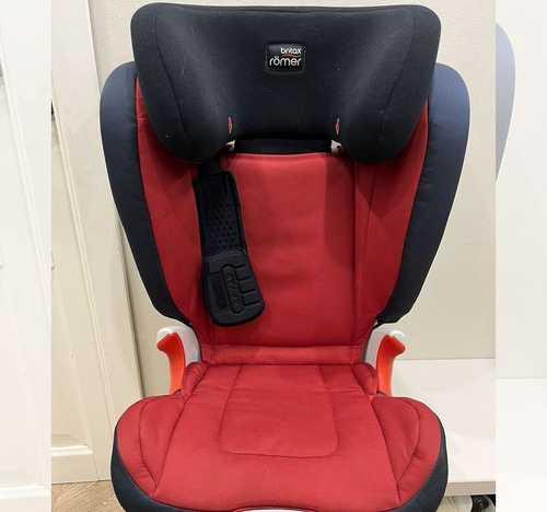 Автомобильное кресло britax romer 15 36кг isofix