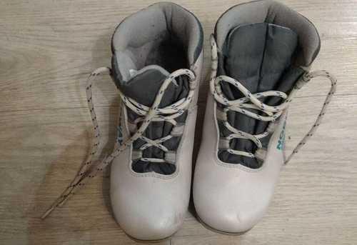 Лыжные ботинки детские 34
