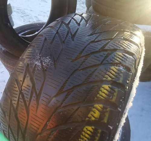 Nokian Tyres Hakkapeliitta R2 245/45 R18
