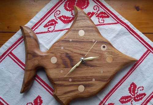 Часы настенные из дерева "Рыбка"