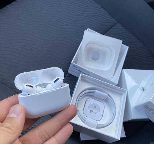 Наушник Apple AirPods Pro