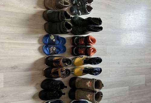 Обувь на мальчика 23-28(кроссовки,ботинки,сандали)
