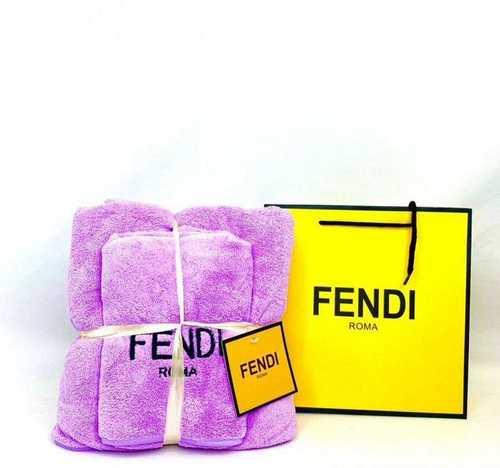 Набор из двух полотенец Fendi в фирменной упаковке