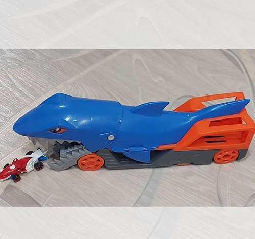 Набор Hot Wheels акула