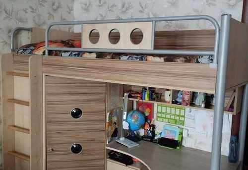 Двухъярусная кровать бу со шкафом и столом