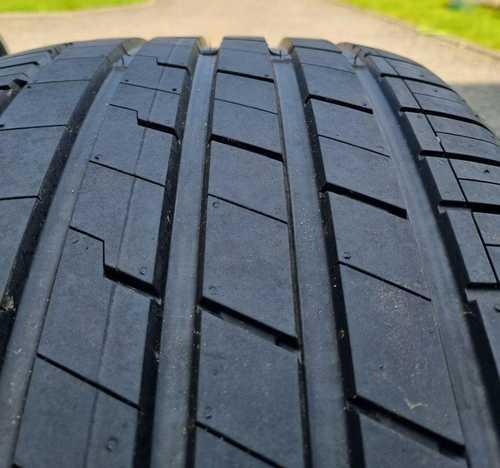 Hankook Ventus S1 Evo3 SUV K127A 255/40 R22 и 295/35 R22