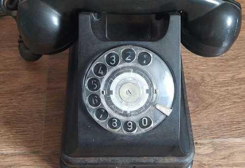 Старинный телефон вэф (VEF), 1960 Г