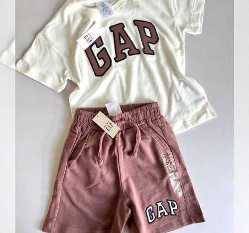 Трикотажный костюм с шортами GAP 4-6 лет