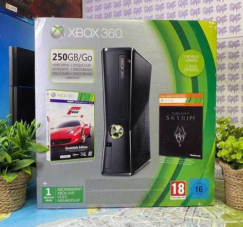 Прошитый Xbox 360 S FreeBoot + 30 Игр