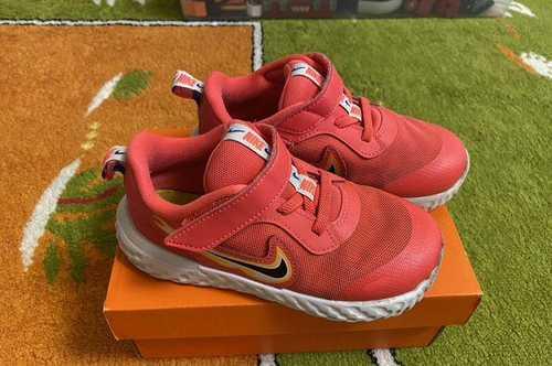 Кроссовки Nike Revolution 5 Fire, размер 10c 16 см