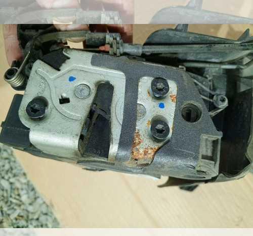 Замок водительской двери Ford Focus 3