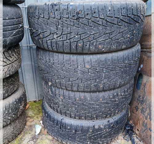 Nokian Tyres Hakkapeliitta 8 SUV 235/55 R19 19C