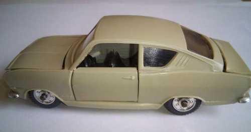 Opel Kadett, пластмасса, М1:43