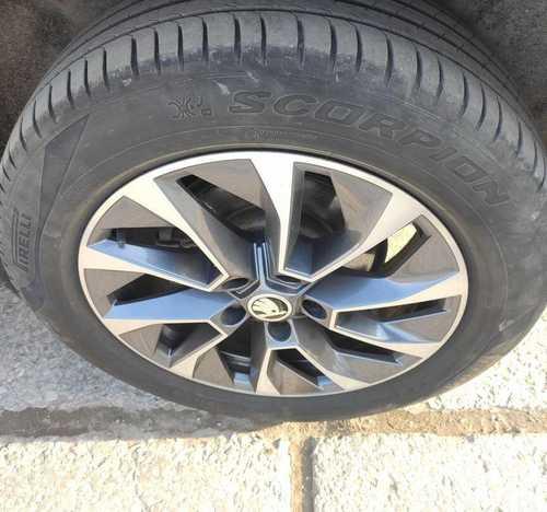 Pirelli Scorpion 225/55 R17 97V