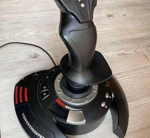 Джойстик Thrustmaster t-flight stic X