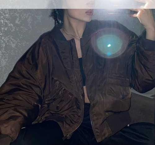 Бомбер коричневый pull & bear