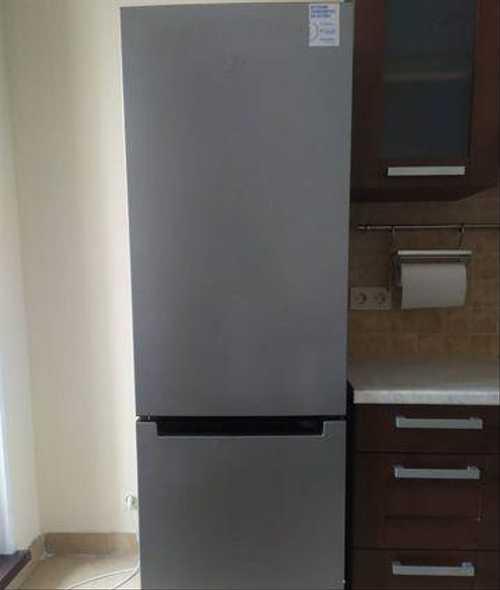 Холодильник + морозильник Indesit r600а | Festima.Ru – частные объявления