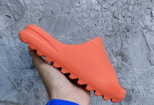 Шлепки Adidas Yeezy Slide