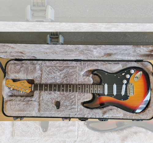 Электро гитара Fender Strotocaster